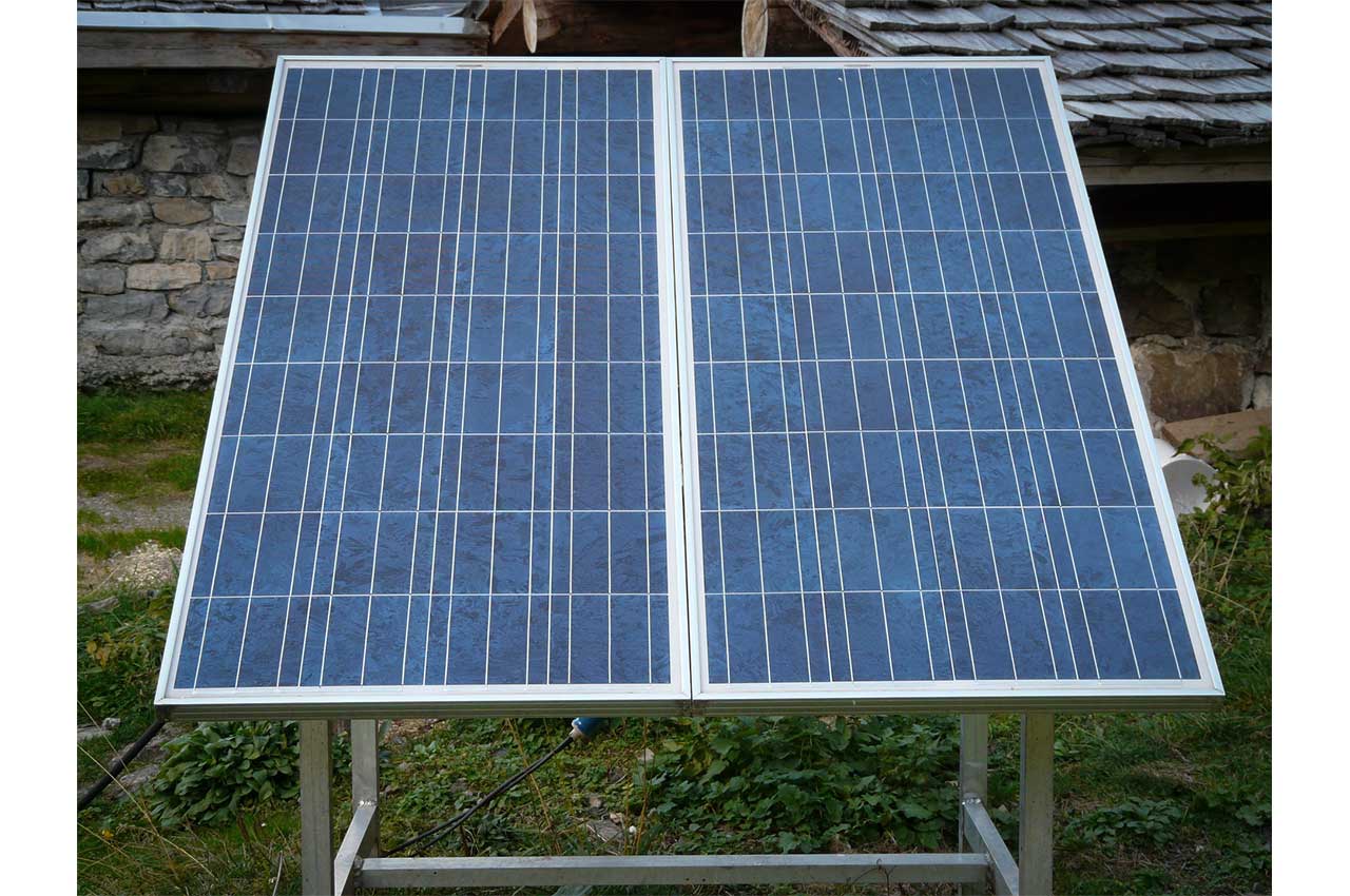 Solar Panels - Domestic Energy Generation - Planning - TownPlanning.info